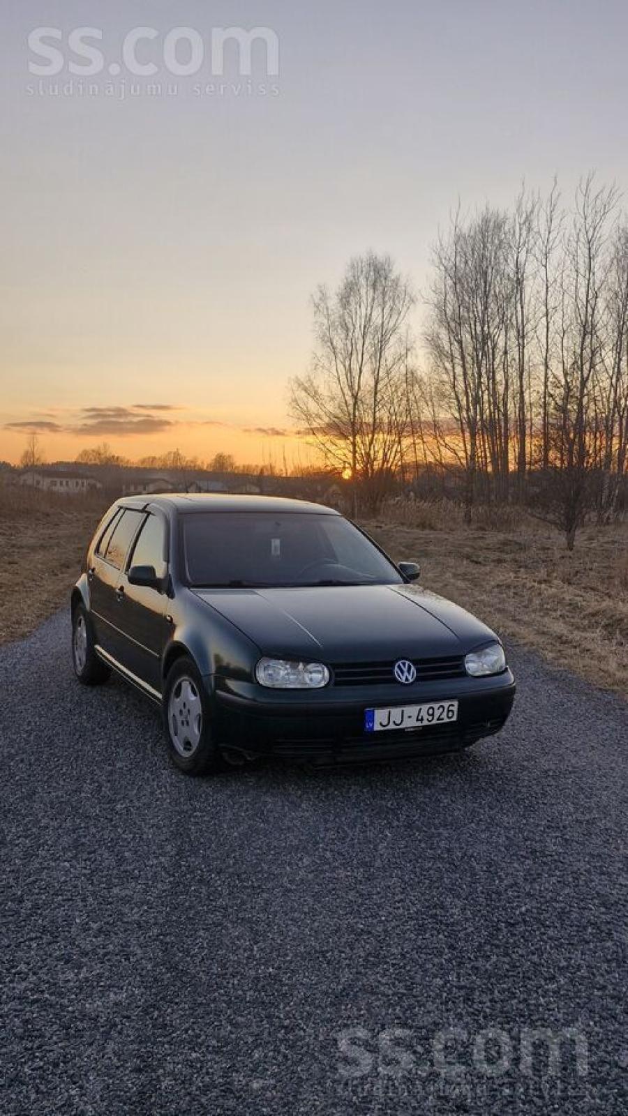 Green Volkswagen Golf 1998 in Riga, with an engine capacity of 1.90 L and mileage of 254 thousand km for 1700 €, photo 8 on AUTOMOTO.COM.LV
