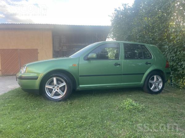 Green Volkswagen Golf 1999 in Saldus, with an engine capacity of 1.90 L and mileage of 337 thousand km for 1600 €, photo 3 on AUTOMOTO.COM.LV