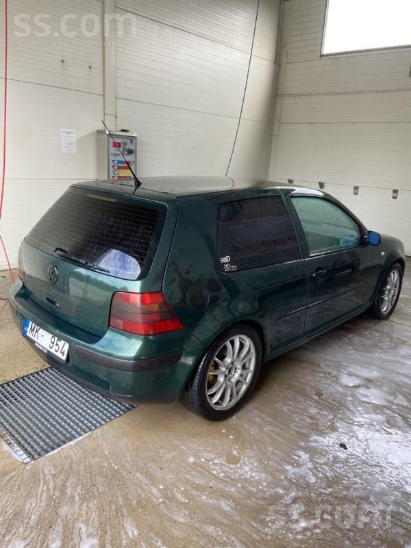 Green Volkswagen Golf 1999 in Liepaja, with an engine capacity of 1.90 L and mileage of 299 thousand km for 1650 €, photo 5 on AUTOMOTO.COM.LV