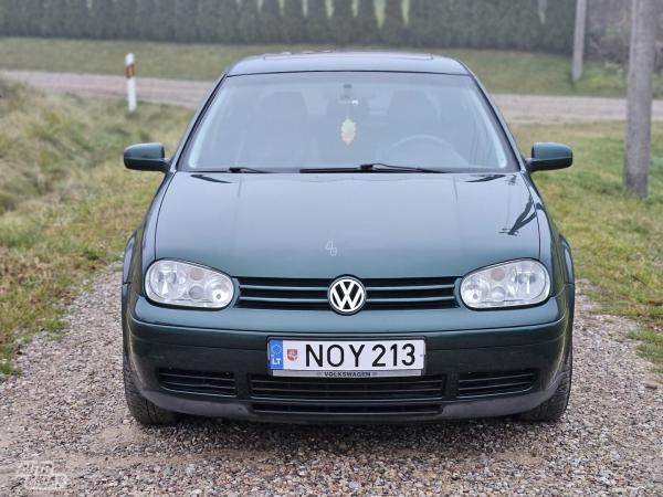 Zaļš Volkswagen Golf 1999 Alīta, ar dzinēja tilpumu 1.90 L un nobraukumu 427 tūkst. km par 1200 €, foto 1 vietnē AUTOMOTO.COM.LV