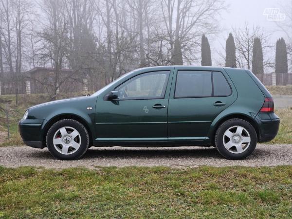 Zaļš Volkswagen Golf 1999 Alīta, ar dzinēja tilpumu 1.90 L un nobraukumu 427 tūkst. km par 1200 €, foto 3 vietnē AUTOMOTO.COM.LV