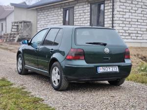 Zaļš Volkswagen Golf 1999 Alīta, ar dzinēja tilpumu 1.90 L un nobraukumu 427 tūkst. km par 1200 €, foto 4 vietnē AUTOMOTO.COM.LV