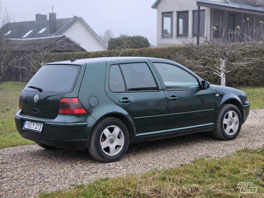 Zaļš Volkswagen Golf 1999 Alīta, ar dzinēja tilpumu 1.90 L un nobraukumu 427 tūkst. km par 1200 €, foto 6 vietnē AUTOMOTO.COM.LV