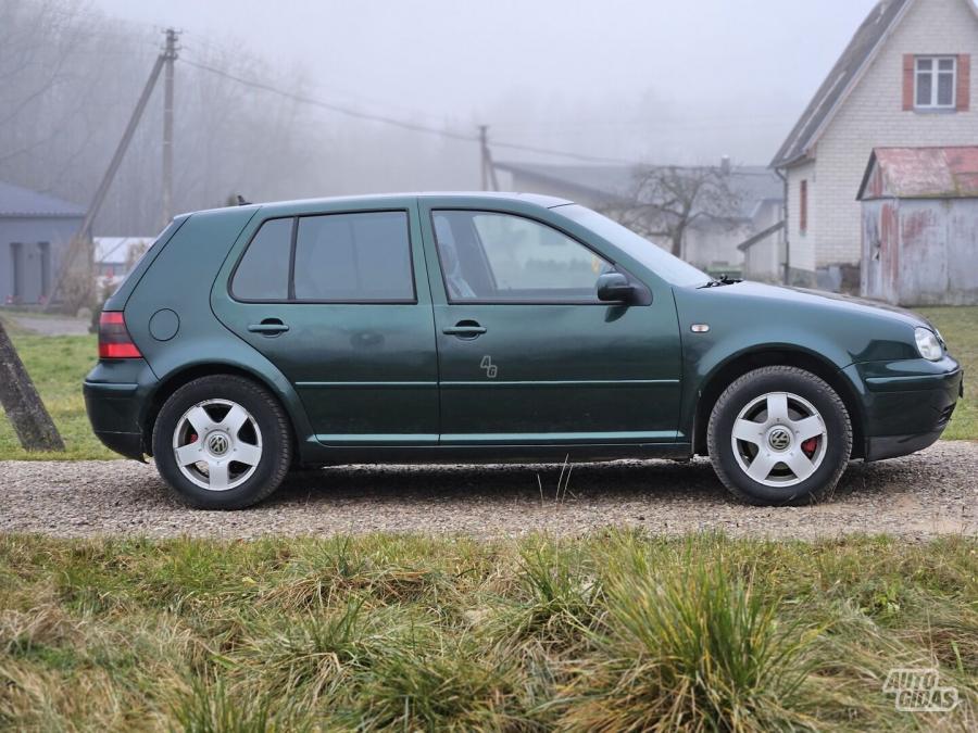 Zaļš Volkswagen Golf 1999 Alīta, ar dzinēja tilpumu 1.90 L un nobraukumu 427 tūkst. km par 1200 €, foto 7 vietnē AUTOMOTO.COM.LV