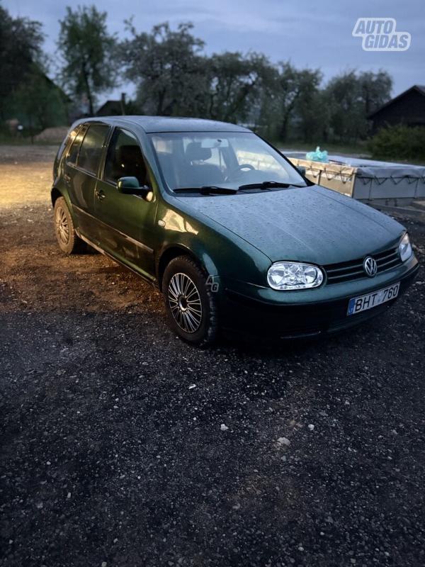 Green Volkswagen Golf 1999 in Elektrenai, with an engine capacity of 1.90 L and mileage of 200 thousand km for 500 €, photo 1 on AUTOMOTO.COM.LV