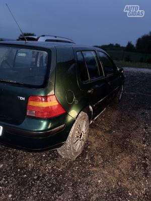 Zaļš Volkswagen Golf 1999 Elektrėnai, ar dzinēja tilpumu 1.90 L un nobraukumu 200 tūkst. km par 500 €, foto 5 vietnē AUTOMOTO.COM.LV
