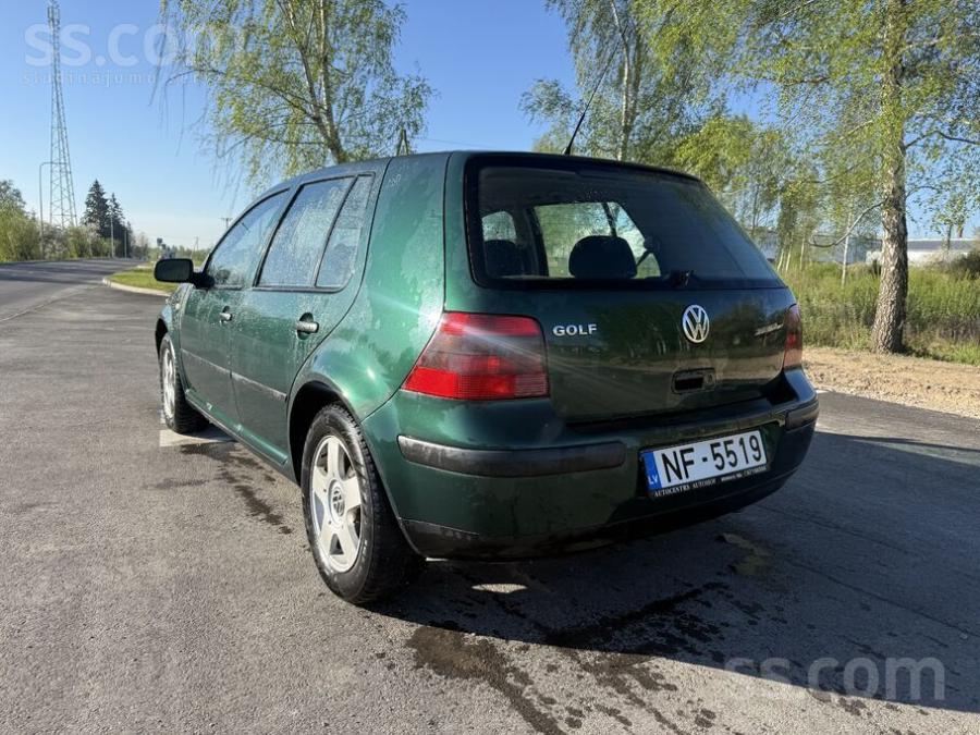 Green Volkswagen Golf 1999 in Jelgava, with an engine capacity of 1.90 L and mileage of 398 thousand km for 1200 €, photo 4 on AUTOMOTO.COM.LV