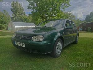 Zaļš Volkswagen Golf 1999 Gulbene, ar dzinēja tilpumu 1.60 L un nobraukumu 232 tūkst. km par 280 €, foto 1 vietnē AUTOMOTO.COM.LV