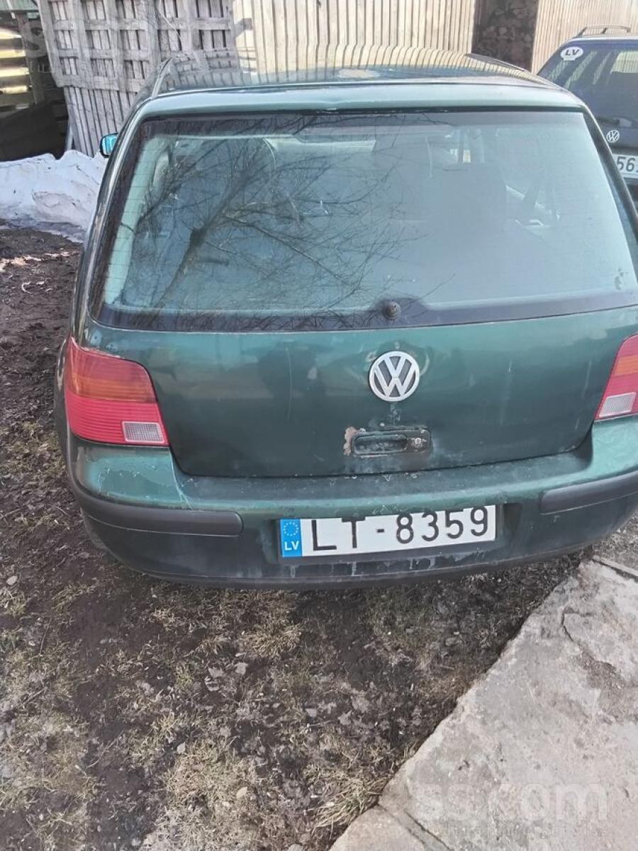 Zaļš Volkswagen Golf 1999 Krāslava, ar dzinēja tilpumu 1.90 L un nobraukumu 423 tūkst. km par 800 €, foto 1 vietnē AUTOMOTO.COM.LV