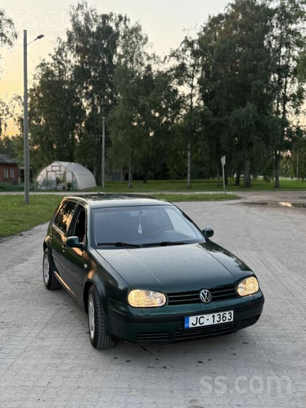 Zaļš Volkswagen Golf 1999 Kuldīga, ar dzinēja tilpumu 1.90 L un nobraukumu 268 tūkst. km par 1400 €, foto 5 vietnē AUTOMOTO.COM.LV
