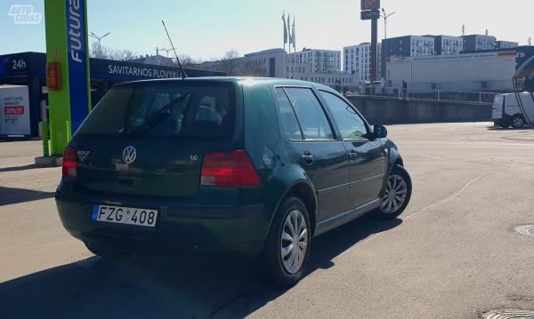 Zaļš Volkswagen Golf 2000 Viļņa, ar dzinēja tilpumu 1.60 L un nobraukumu 250 tūkst. km par 420 €, foto 3 vietnē AUTOMOTO.COM.LV