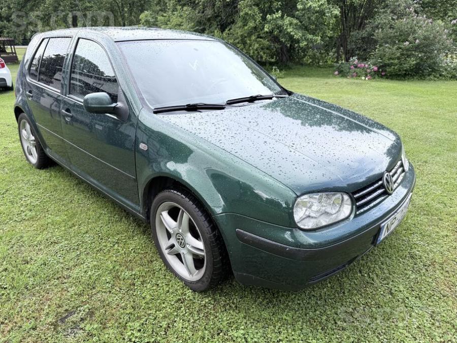 Green Volkswagen Golf 2000 in Riga, with an engine capacity of 1.90 L and mileage of 329 thousand km for 2250 €, photo 3 on AUTOMOTO.COM.LV