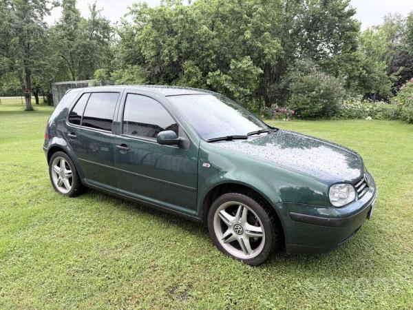 Zaļš Volkswagen Golf 2000 Rīga, ar dzinēja tilpumu 1.90 L un nobraukumu 329 tūkst. km par 2250 €, foto 3 vietnē AUTOMOTO.COM.LV