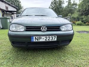 Green Volkswagen Golf 2000 in Riga, with an engine capacity of 1.90 L and mileage of 329 thousand km for 2250 €, photo 5 on AUTOMOTO.COM.LV