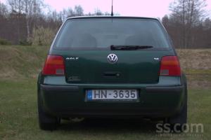 Zaļš Volkswagen Golf 2000 Liepāja, ar dzinēja tilpumu 1.60 L un nobraukumu 181 tūkst. km par 1300 €, foto 6 vietnē AUTOMOTO.COM.LV