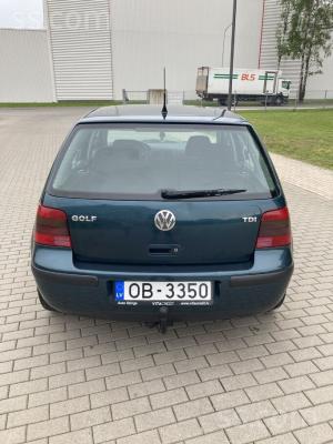 Green Volkswagen Golf 2001 in Riga, with an engine capacity of 1.90 L and mileage of 315 thousand km for 2450 €, photo 6 on AUTOMOTO.COM.LV