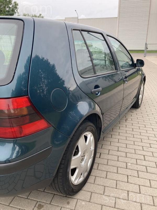 Green Volkswagen Golf 2001 in Riga, with an engine capacity of 1.90 L and mileage of 315 thousand km for 2450 €, photo 8 on AUTOMOTO.COM.LV