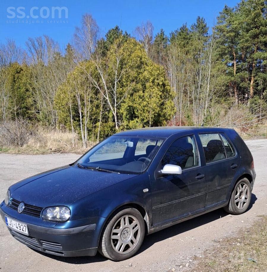 Green Volkswagen Golf 2001 in Jurmala, with an engine capacity of 1.90 L and mileage of 370 thousand km for 1000 €, photo 1 on AUTOMOTO.COM.LV
