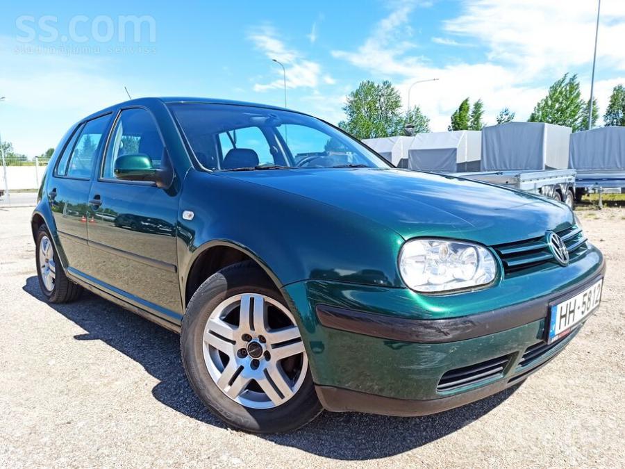 Zaļš Volkswagen Golf 2001 Daugavpils, ar dzinēja tilpumu 1.40 L un nobraukumu 0 tūkst. km par 1150 €, foto 3 vietnē AUTOMOTO.COM.LV