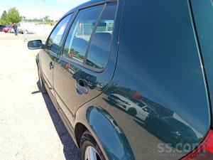 Zaļš Volkswagen Golf 2001 Daugavpils, ar dzinēja tilpumu 1.40 L un nobraukumu 0 tūkst. km par 1150 €, foto 11 vietnē AUTOMOTO.COM.LV