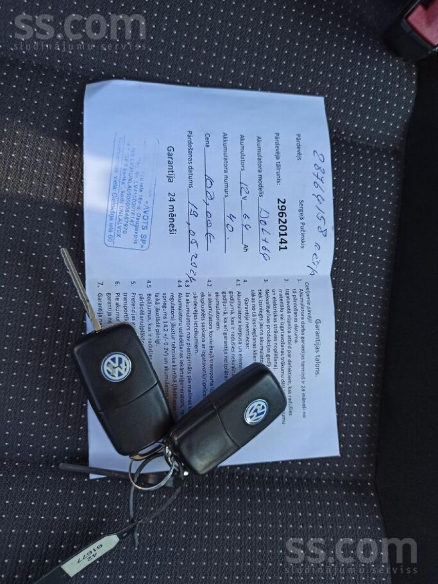 Zaļš Volkswagen Golf 2001 Daugavpils, ar dzinēja tilpumu 1.40 L un nobraukumu 0 tūkst. km par 1150 €, foto 23 vietnē AUTOMOTO.COM.LV