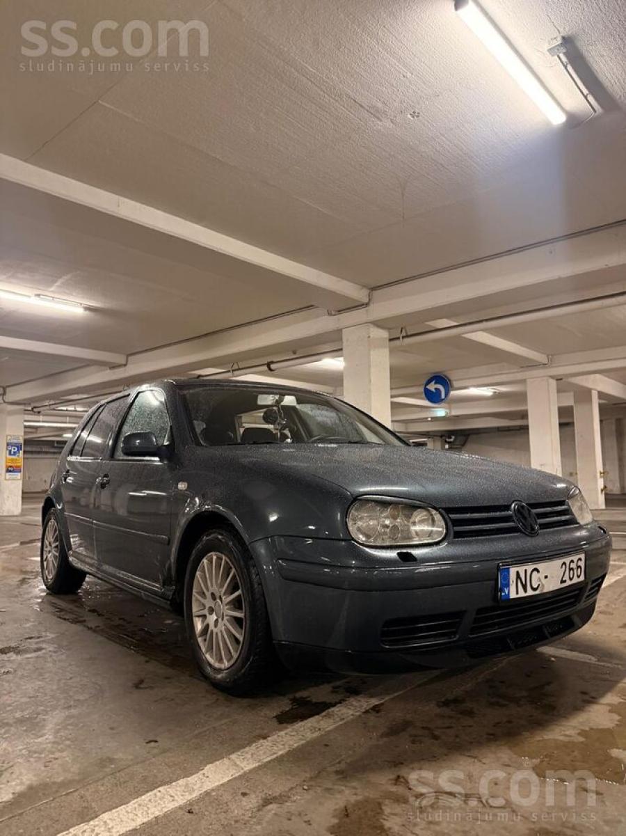 Zaļš Volkswagen Golf 2001 Liepāja, ar dzinēja tilpumu 1.90 L un nobraukumu 400 tūkst. km par 900 €, foto 1 vietnē AUTOMOTO.COM.LV