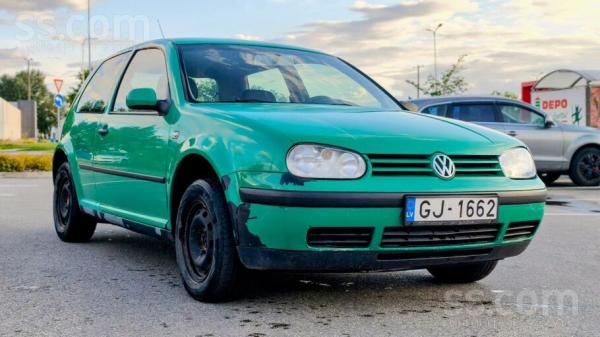 Green Volkswagen Golf 2001 in Riga, with an engine capacity of 1.90 L and mileage of 391 thousand km for 1700 €, photo 3 on AUTOMOTO.COM.LV