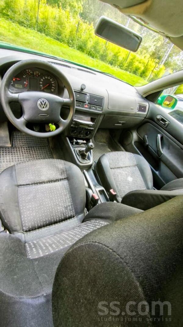 Green Volkswagen Golf 2001 in Riga, with an engine capacity of 1.90 L and mileage of 391 thousand km for 1700 €, photo 6 on AUTOMOTO.COM.LV