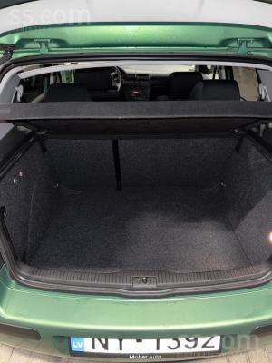 Green Volkswagen Golf 2002 in Riga, with an engine capacity of 1.90 L and mileage of 228 thousand km for 1800 €, photo 13 on AUTOMOTO.COM.LV