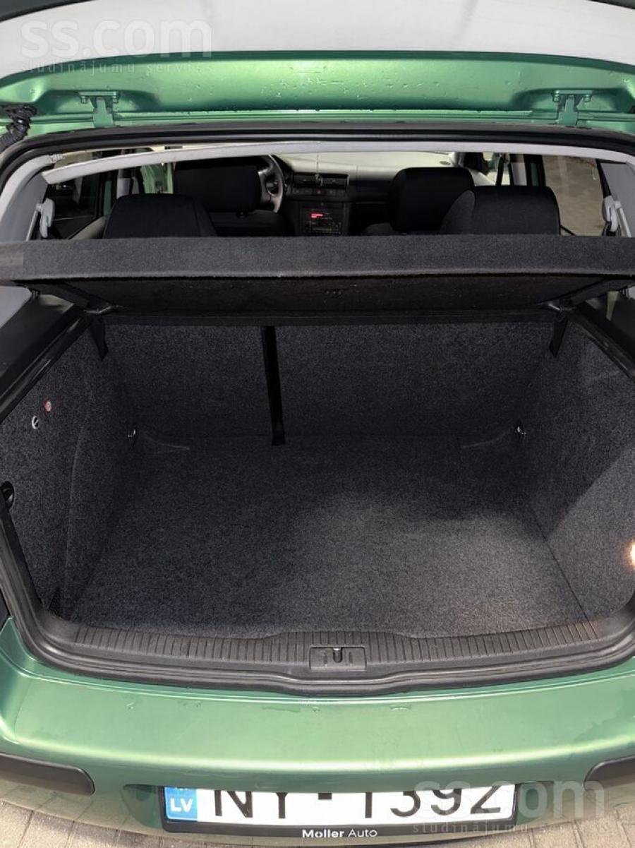 Green Volkswagen Golf 2002 in Riga, with an engine capacity of 1.90 L and mileage of 228 thousand km for 1800 €, photo 13 on AUTOMOTO.COM.LV