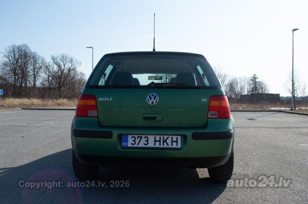 Zaļš Volkswagen Golf 2003 Saue, ar dzinēja tilpumu 1.60 L un nobraukumu 110 tūkst. km par 2600 €, foto 6 vietnē AUTOMOTO.COM.LV