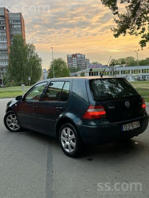 Зеленый Фольксваген Гольф 2003 в Рига, объемом двигателя 1.90 л и пробегом 389 тыс. км за 1700 €, фото 8 на AUTOMOTO.COM.LV