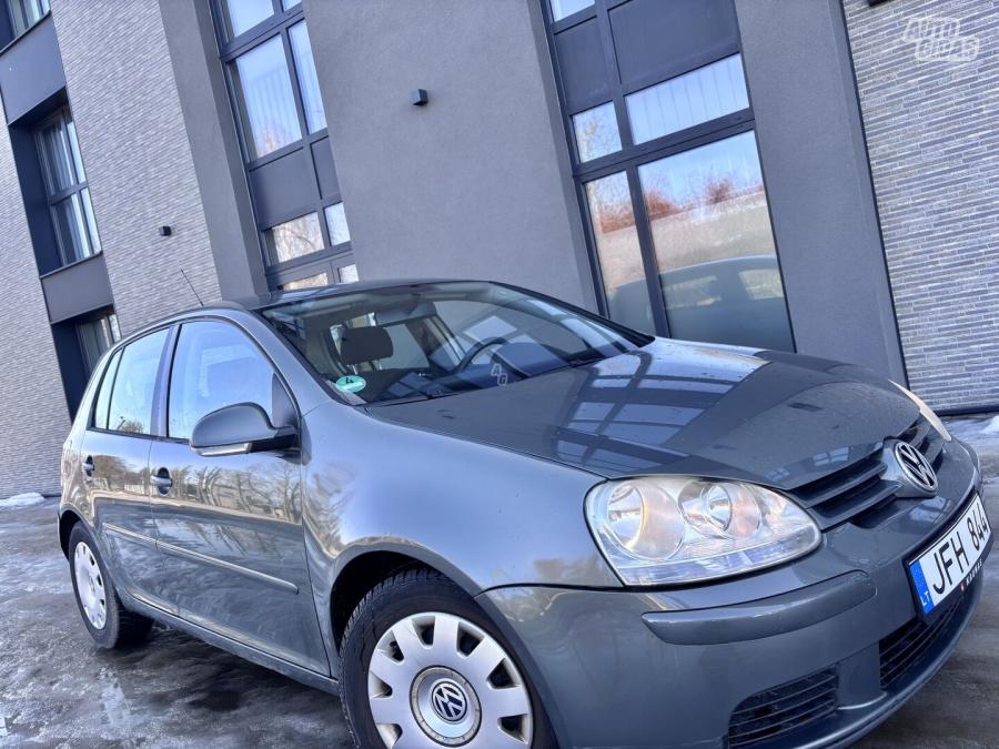 Zaļš Volkswagen Golf 2005 Kauņa, ar dzinēja tilpumu 1.90 L un nobraukumu 314 tūkst. km par 1650 €, foto 6 vietnē AUTOMOTO.COM.LV