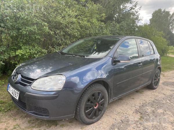 Zaļš Volkswagen Golf 2007 Gulbene, ar dzinēja tilpumu 1.90 L un nobraukumu 491 tūkst. km par 1250 €, foto 3 vietnē AUTOMOTO.COM.LV