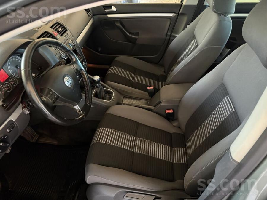 Zaļš Volkswagen Golf 2008 Rēzekne, ar dzinēja tilpumu 1.40 L un nobraukumu 198 tūkst. km par 3450 €, foto 13 vietnē AUTOMOTO.COM.LV