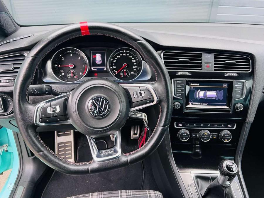 Zaļš Volkswagen Golf 2014 Utena, ar dzinēja tilpumu 1.97 L un nobraukumu 196 tūkst. km par 7500 €, foto 11 vietnē AUTOMOTO.COM.LV