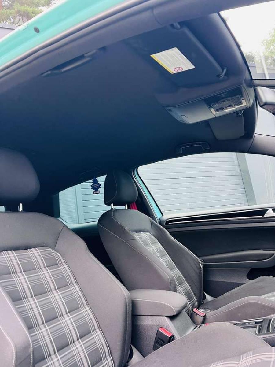 Zaļš Volkswagen Golf 2014 Utena, ar dzinēja tilpumu 1.97 L un nobraukumu 196 tūkst. km par 7500 €, foto 15 vietnē AUTOMOTO.COM.LV
