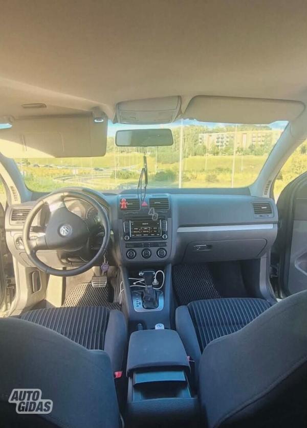 Green Volkswagen Golf 2006 in Vilnius, with an engine capacity of 1.90 L and mileage of 320 thousand km for 1400 €, photo 7 on AUTOMOTO.COM.LV