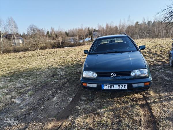 Zaļš Volkswagen Golf 1996 Viļņa, ar dzinēja tilpumu 1.80 L un nobraukumu 1 tūkst. km par 600 €, foto 2 vietnē AUTOMOTO.COM.LV