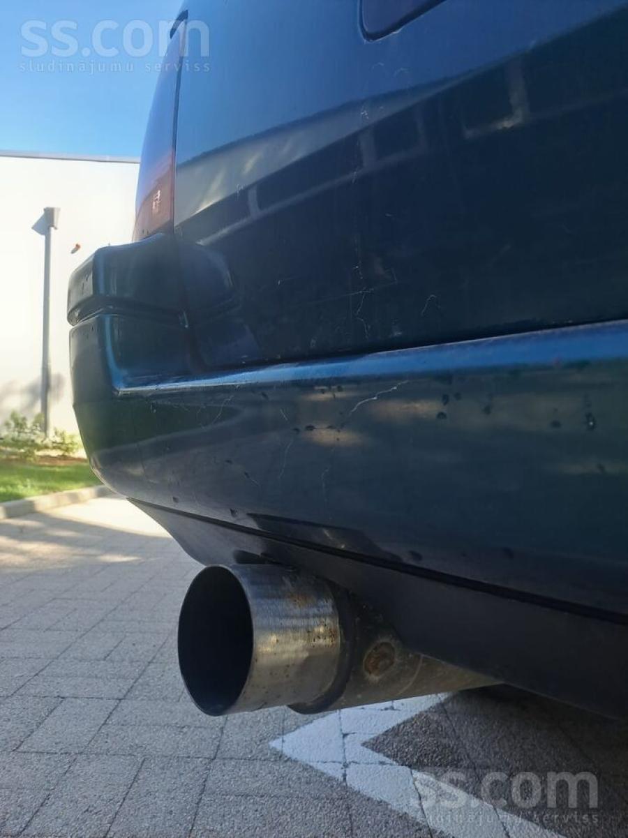 Green Volkswagen Golf 1996 in Tukums, with an engine capacity of 1.80 L and mileage of 329 thousand km for 600 €, photo 9 on AUTOMOTO.COM.LV
