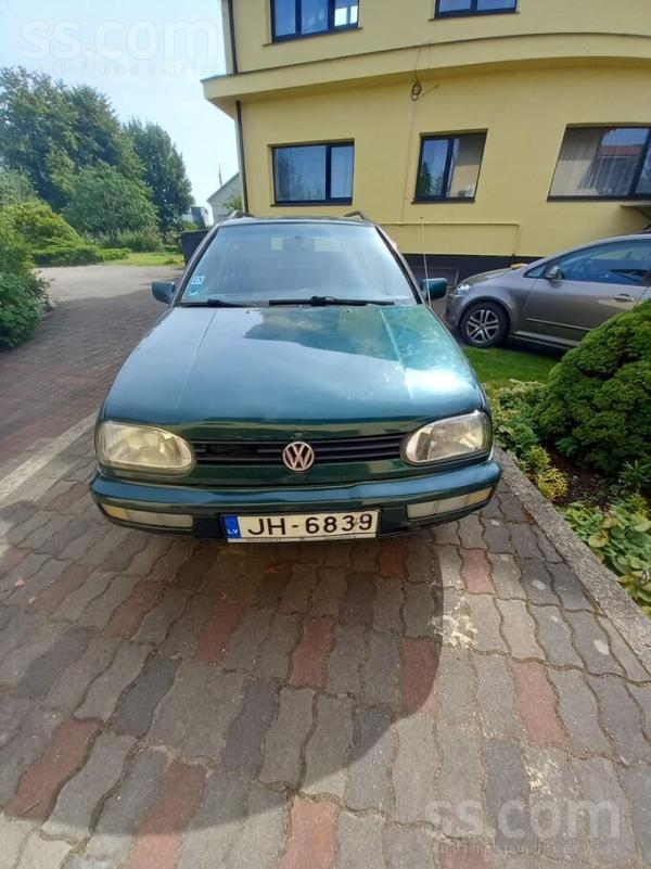 Green Volkswagen Golf 1998 in Riga, with an engine capacity of 1.80 L and mileage of 270 thousand km for 500 €, photo 4 on AUTOMOTO.COM.LV