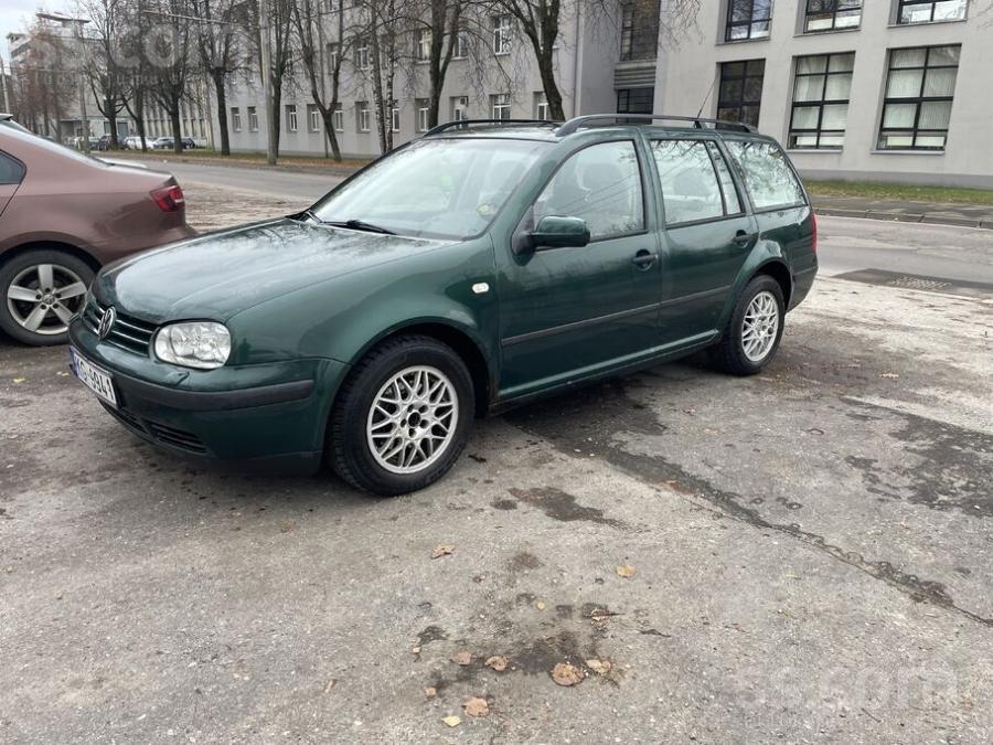 Green Volkswagen Golf 1999 in Riga, with an engine capacity of 1.90 L and mileage of 493 thousand km for 850 €, photo 4 on AUTOMOTO.COM.LV