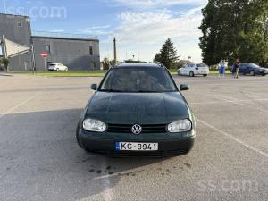 Zaļš Volkswagen Golf 1999 Limbaži, ar dzinēja tilpumu 1.90 L un nobraukumu 503 tūkst. km par 1550 €, foto 3 vietnē AUTOMOTO.COM.LV