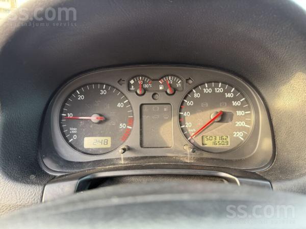 Zaļš Volkswagen Golf 1999 Limbaži, ar dzinēja tilpumu 1.90 L un nobraukumu 503 tūkst. km par 1550 €, foto 9 vietnē AUTOMOTO.COM.LV