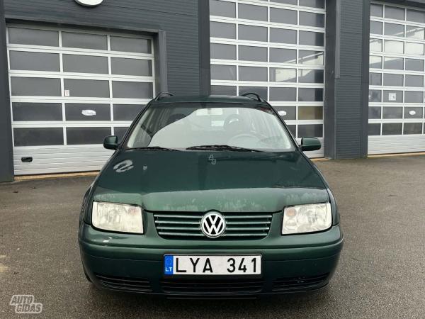 Zaļš Volkswagen Golf 2000 Panevēža, ar dzinēja tilpumu 1.90 L un nobraukumu 276 tūkst. km par 730 €, foto 3 vietnē AUTOMOTO.COM.LV