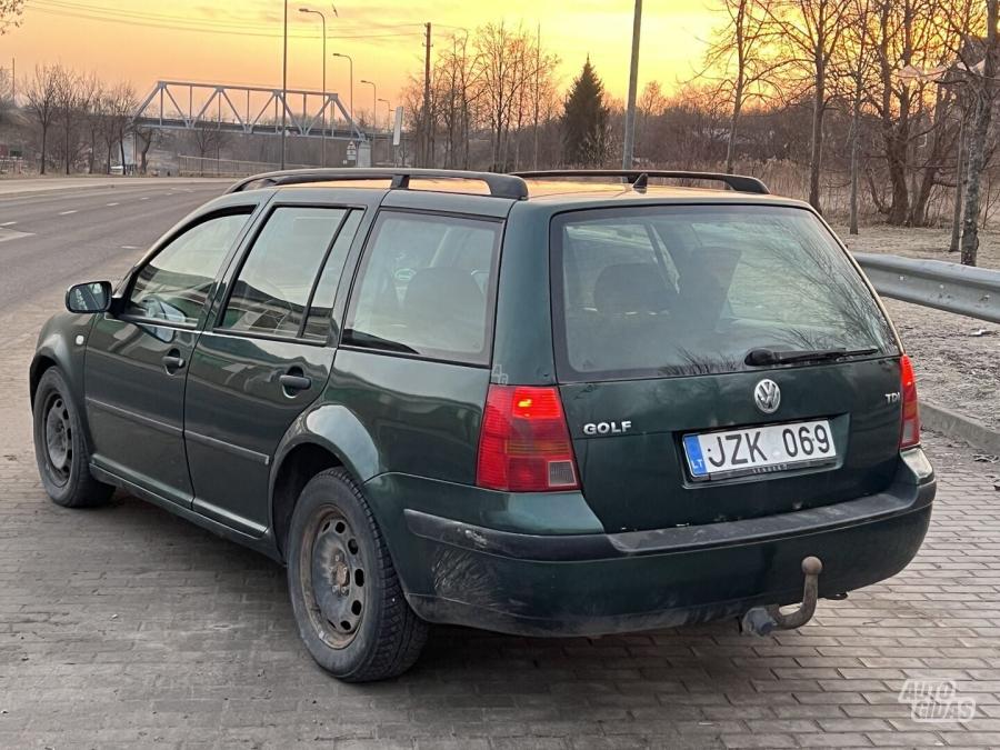 Green Volkswagen Golf 2000 in Klaipeda, with an engine capacity of 1.90 L and mileage of 400 thousand km for 750 €, photo 4 on AUTOMOTO.COM.LV