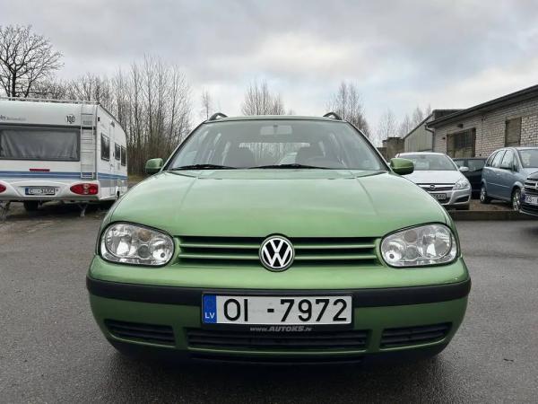 Green Volkswagen Golf 2000 in Limbazi, with an engine capacity of 1.90 L and mileage of 324 thousand km for 2950 €, photo 2 on AUTOMOTO.COM.LV