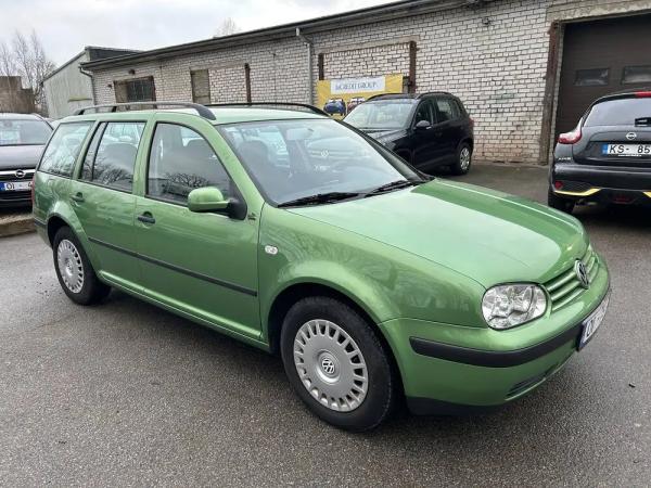 Green Volkswagen Golf 2000 in Limbazi, with an engine capacity of 1.90 L and mileage of 324 thousand km for 2950 €, photo 3 on AUTOMOTO.COM.LV