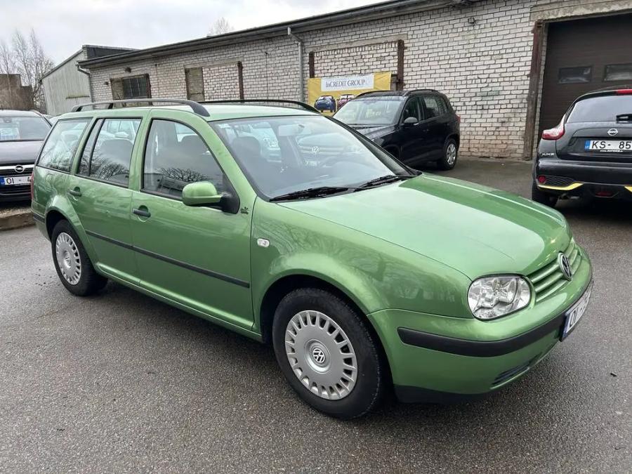 Green Volkswagen Golf 2000 in Limbazi, with an engine capacity of 1.90 L and mileage of 324 thousand km for 2950 €, photo 4 on AUTOMOTO.COM.LV