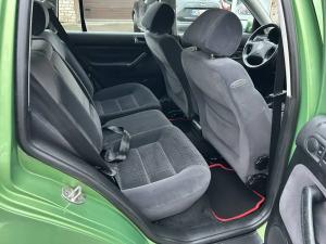 Green Volkswagen Golf 2000 in Limbazi, with an engine capacity of 1.90 L and mileage of 324 thousand km for 2950 €, photo 9 on AUTOMOTO.COM.LV